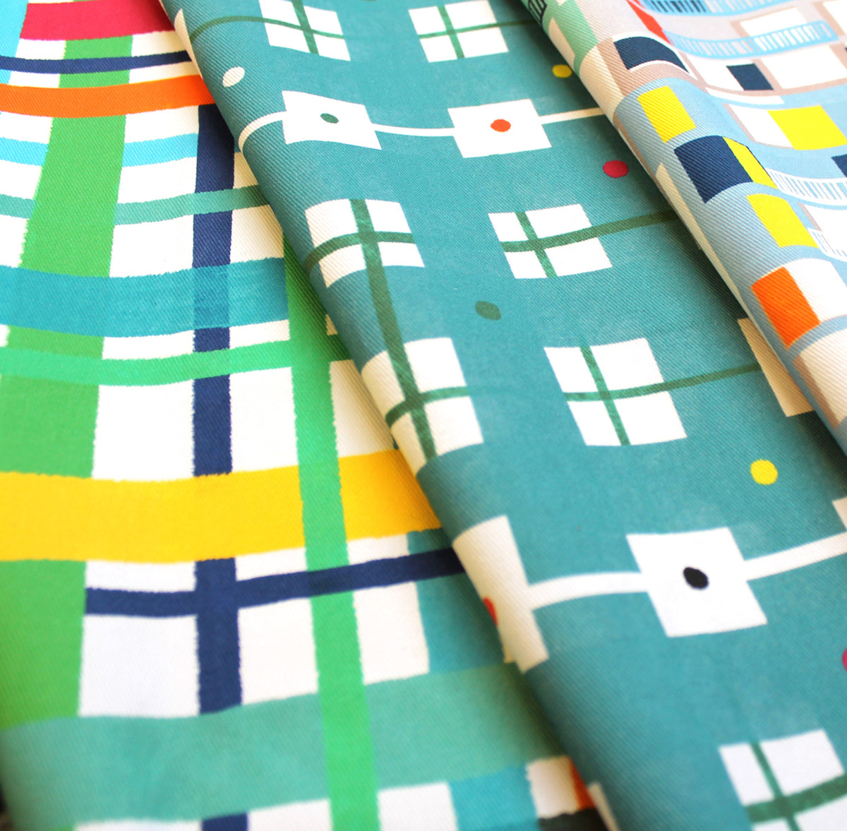 Checks and Stripes – Martha and Hepsie